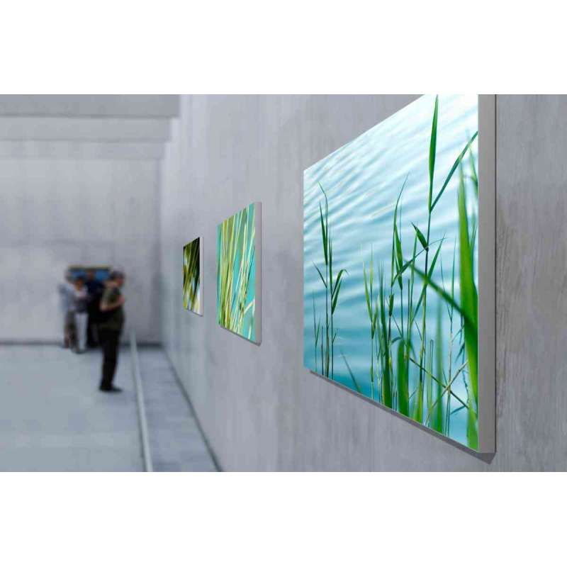 Pixlip Illuminated Frame Wall-Mounted - Maximus Design
